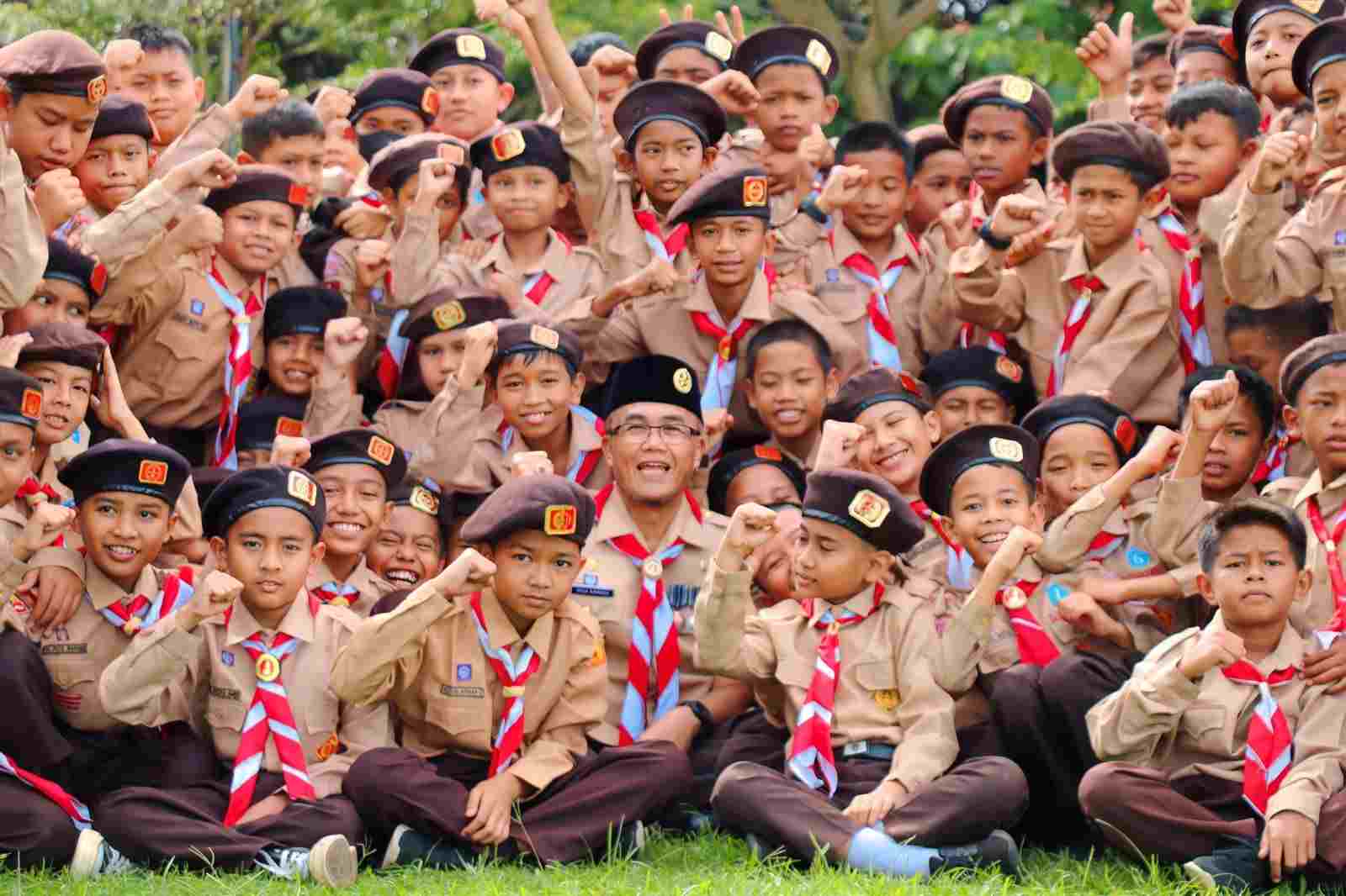 Jadi Pembina Upacada Hari Pramuka Ke 61, Ini Pesan Kakak Rida Ananda ...