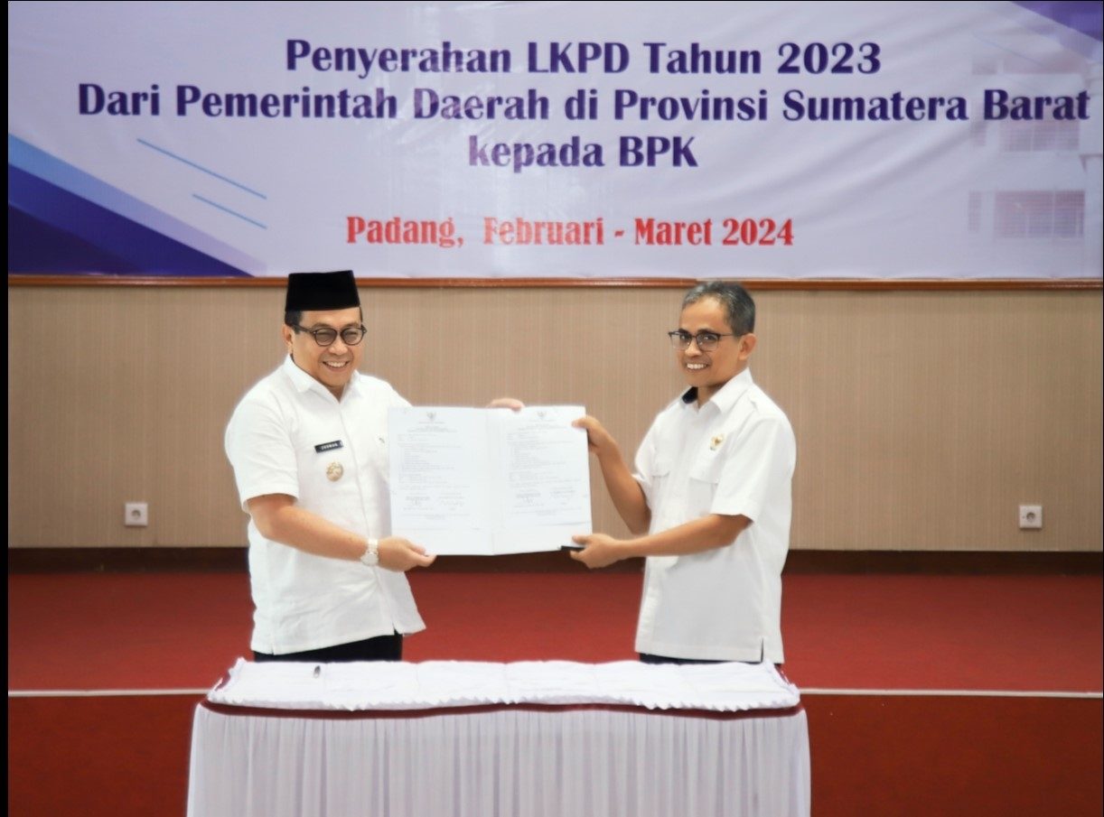 Pemko Payakumbuh Serahkan LKPD Tahun 2023 Ke BPK-RI - Tipikal Online