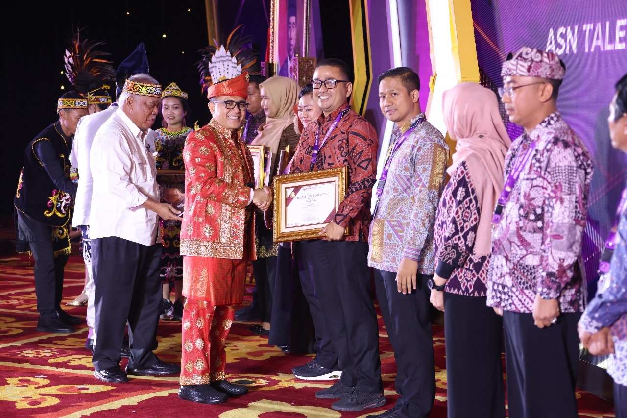 Novit Ardy Raih Penghargaan ASN Berprestasi Berkat Inovasi "School of ...