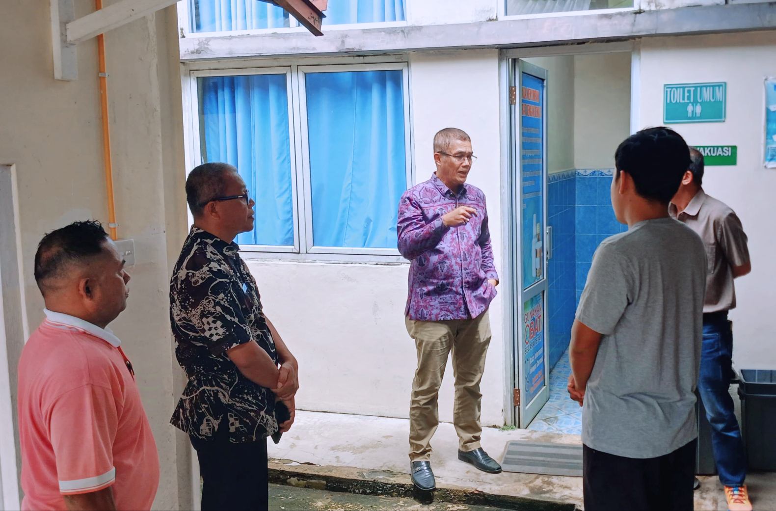 Sekda Rida Ananda Lakukan Sidak ke RSUD dr. Adnaan WD, Tekankan Kebersihan dan Kenyamanan ...